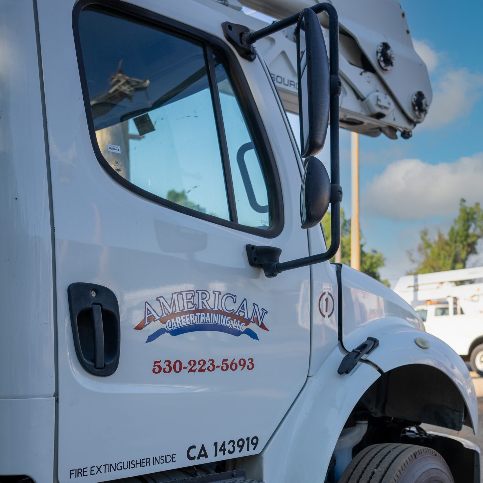 Truck Driving School – Lineman & Truck Driving School