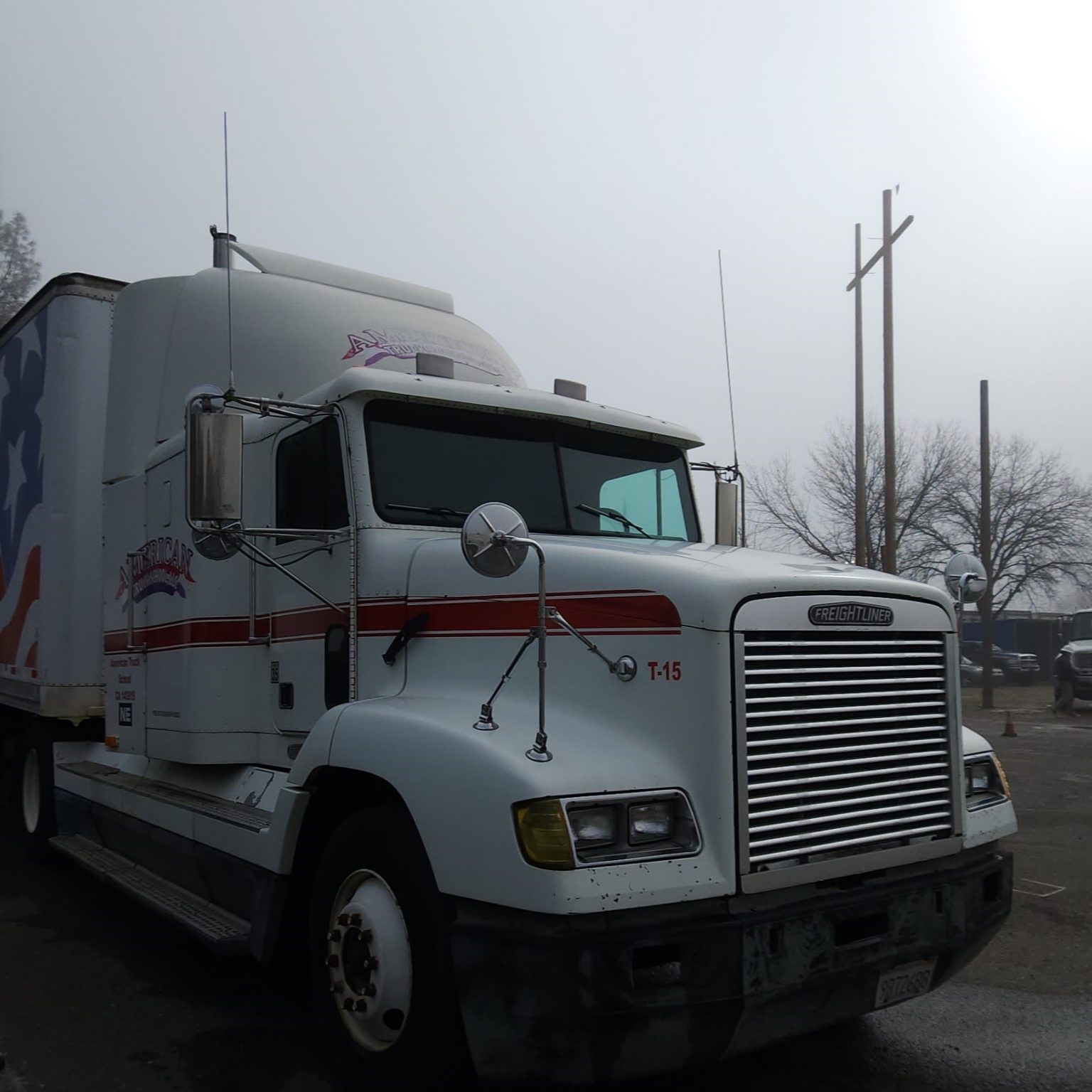 What Does a Lineman Do? A Complete Guide to Lineman Training & Career ...